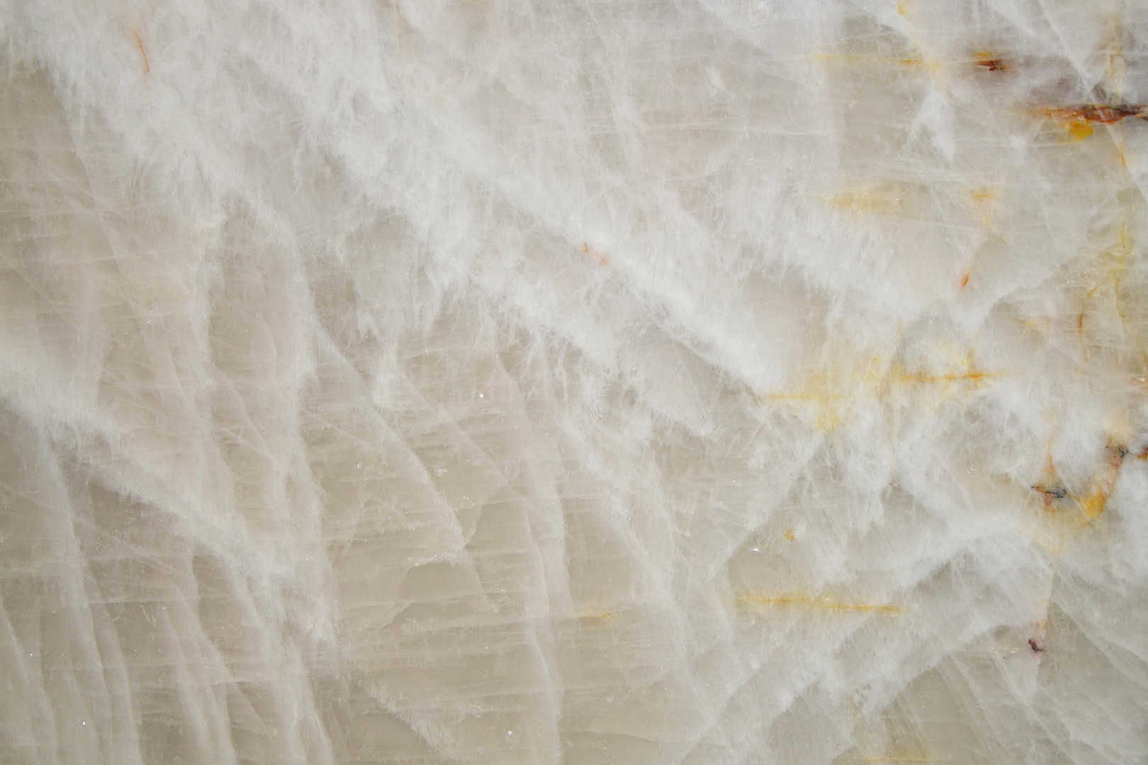 CRISTALLO GOLD – Marble Quartzite Granite Onyx